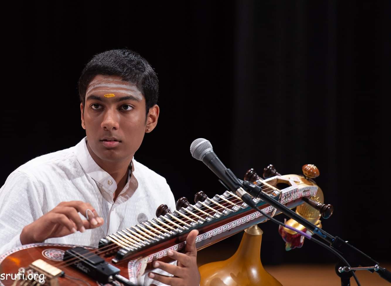 Carnatic Veena-Violin Instrumental Concert